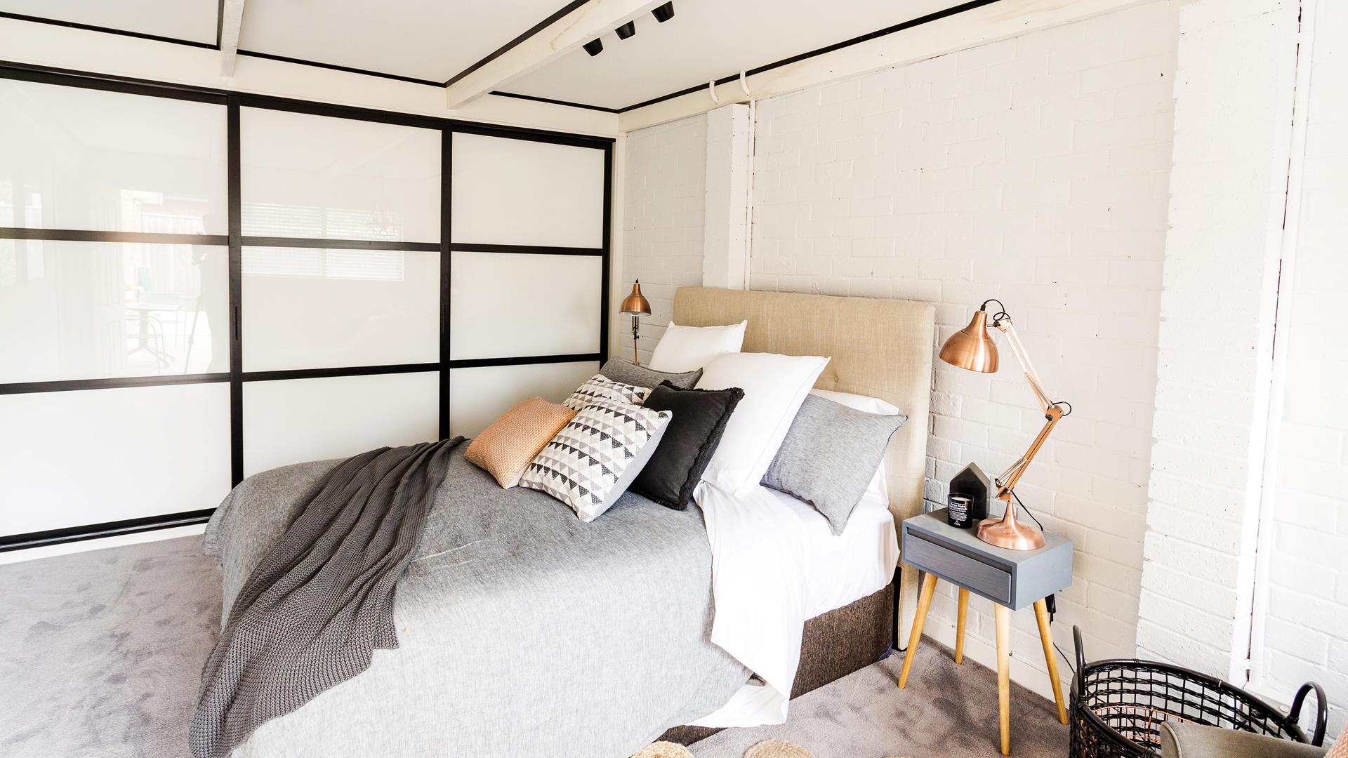 Hiro Sliding Wardrobe Doors - Regency